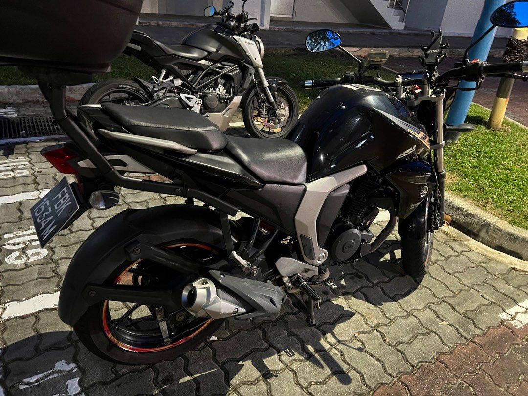 Yamaha FZN150-V2, Motorcycles, Motorcycles for Sale, Class 2B on Carousell