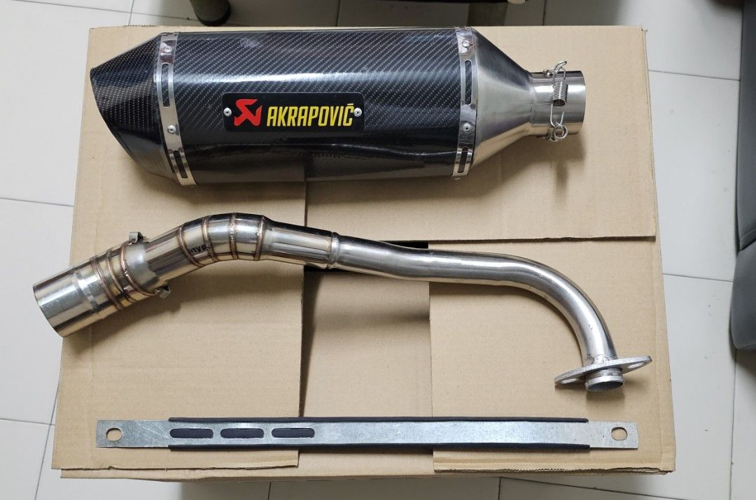Akrapovic Carbon Exhaust Yamaha Aerox 155, Non-LTA Compliant ...