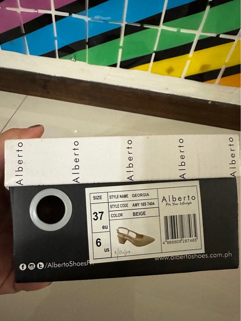 Alberto Block Heel Shoes, Women's Fashion, Footwear, Heels on Carousell