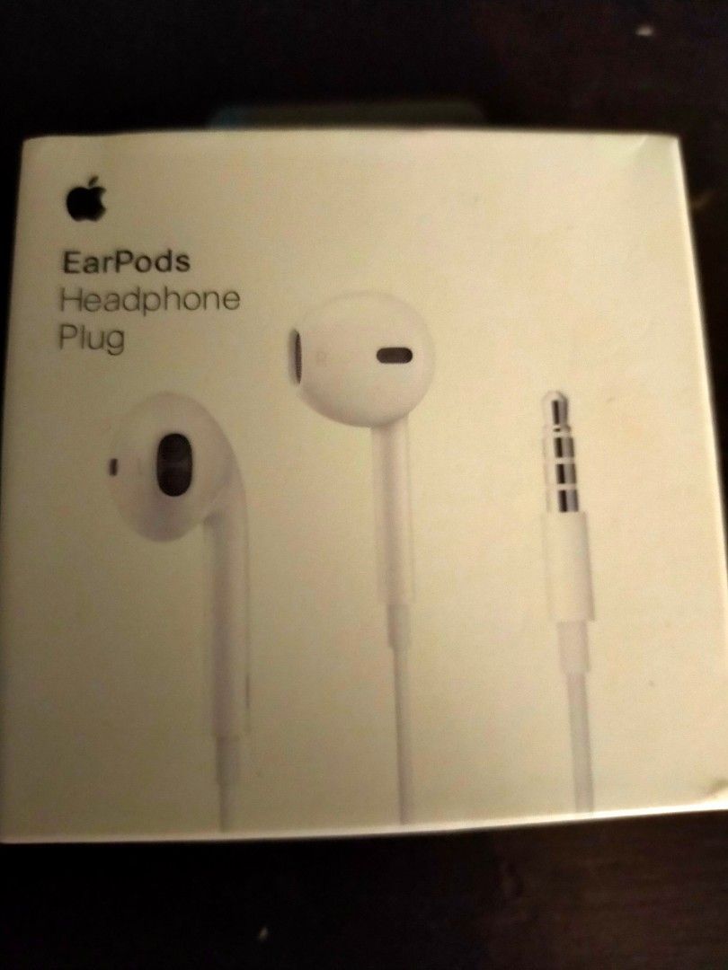 Apple earpods, Audio, Earphones on Carousell
