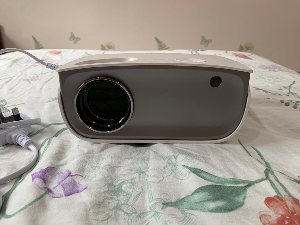 Aukey RD-850 Projector (1080p, Wireless), TV & Home Appliances, TV ...