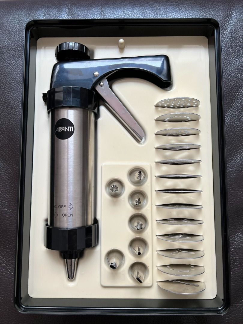 AVANTI Cookie Press And Icing 22 Piece Set, Furniture & Home Living ...