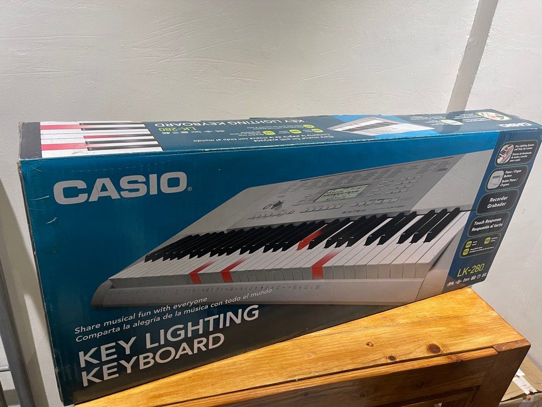 CASIO LK-280 KEY-LIGHTING KEYBOARD, Hobbies & Toys, Music & Media, Musical Instruments on Carousell