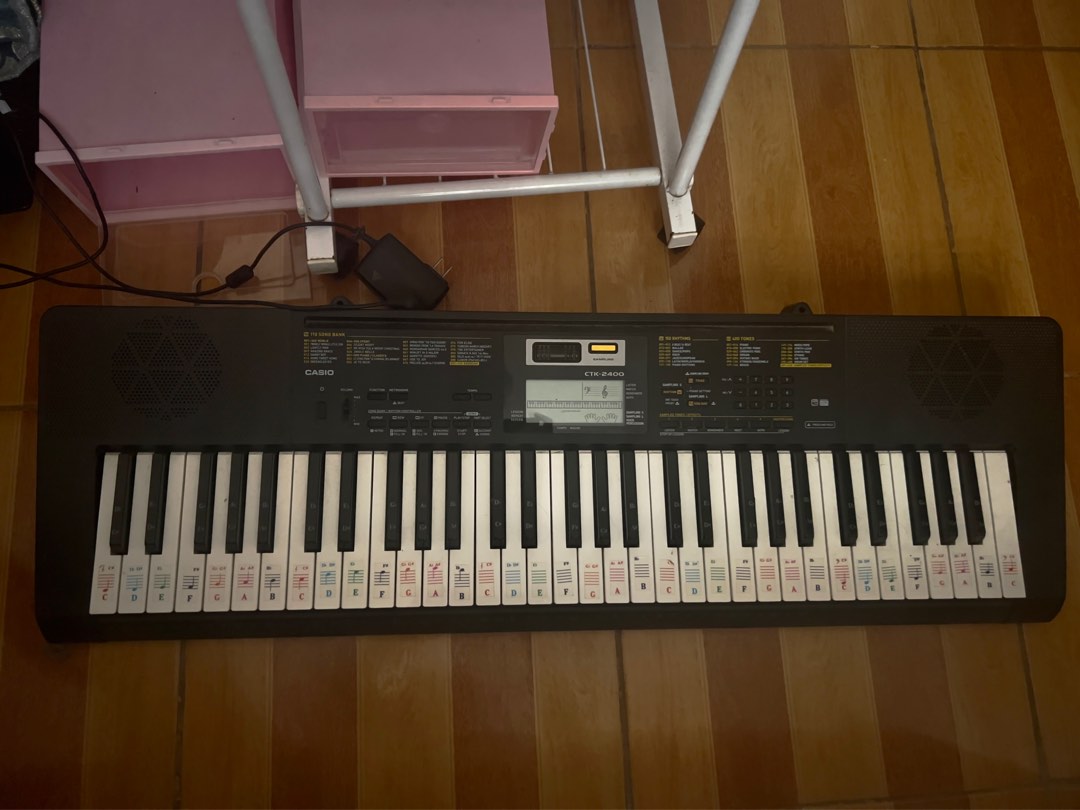 Casio piano CTK-2400, Audio, Portable Music Players on Carousell