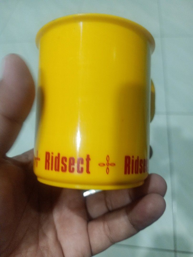 cawan plastik ridsect / vintage ridsect mechandise, Hobbies & Toys ...