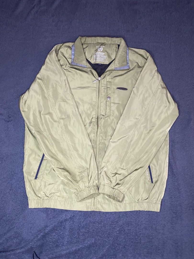 Coach jacket dunlop, Fesyen Pria, Pakaian , Baju Luaran di Carousell