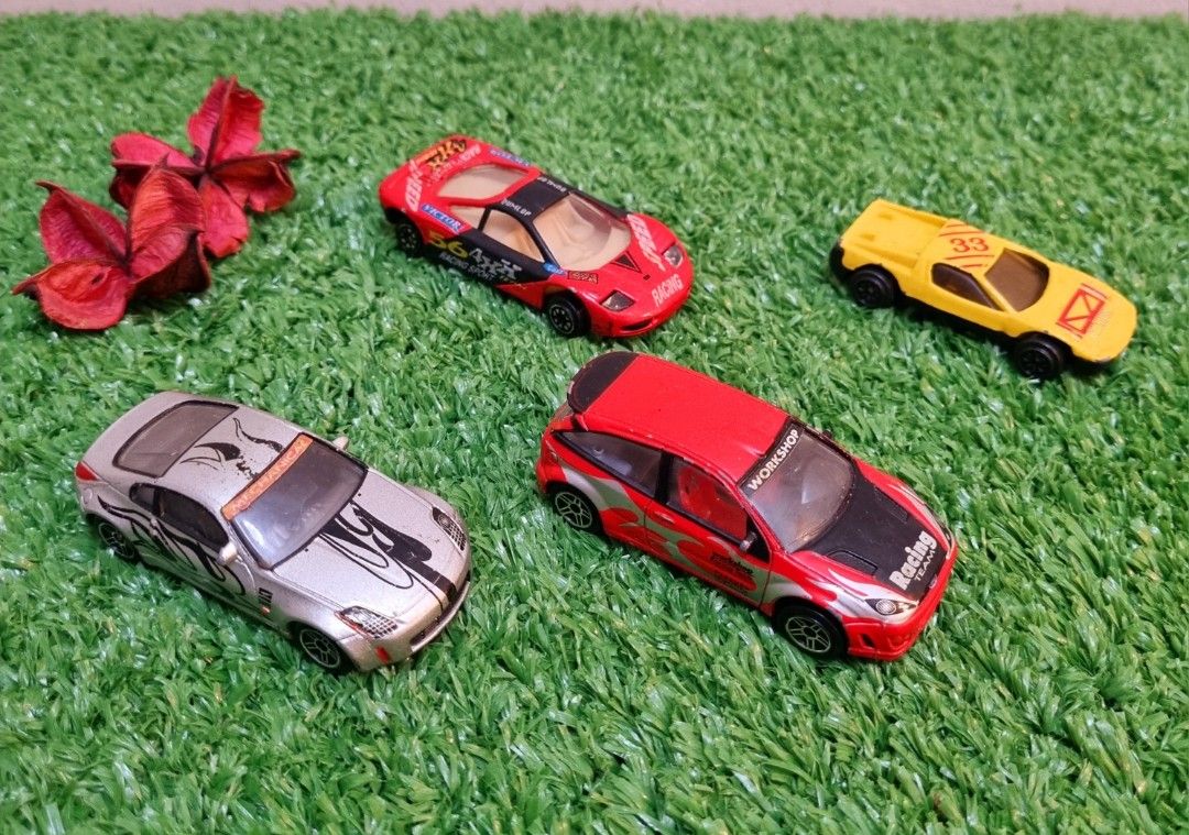Diecast Car - Set 4 units, Hobbies & Toys, Toys & Games on Carousell