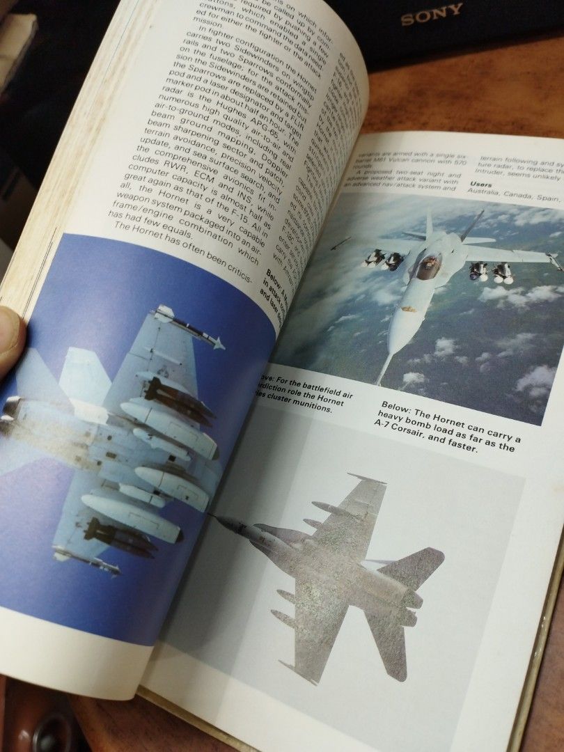 (ENG) Modern Attack Aircraft, Hobbies & Toys, Books & Magazines ...
