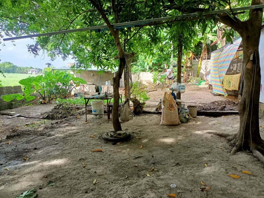 For Sale: House and Lot located at Barrio Calumbuyan, Calatagan ...