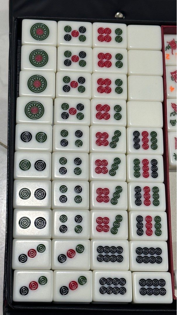 Full Mahjong Set, Hobbies & Toys, Toys & Games on Carousell