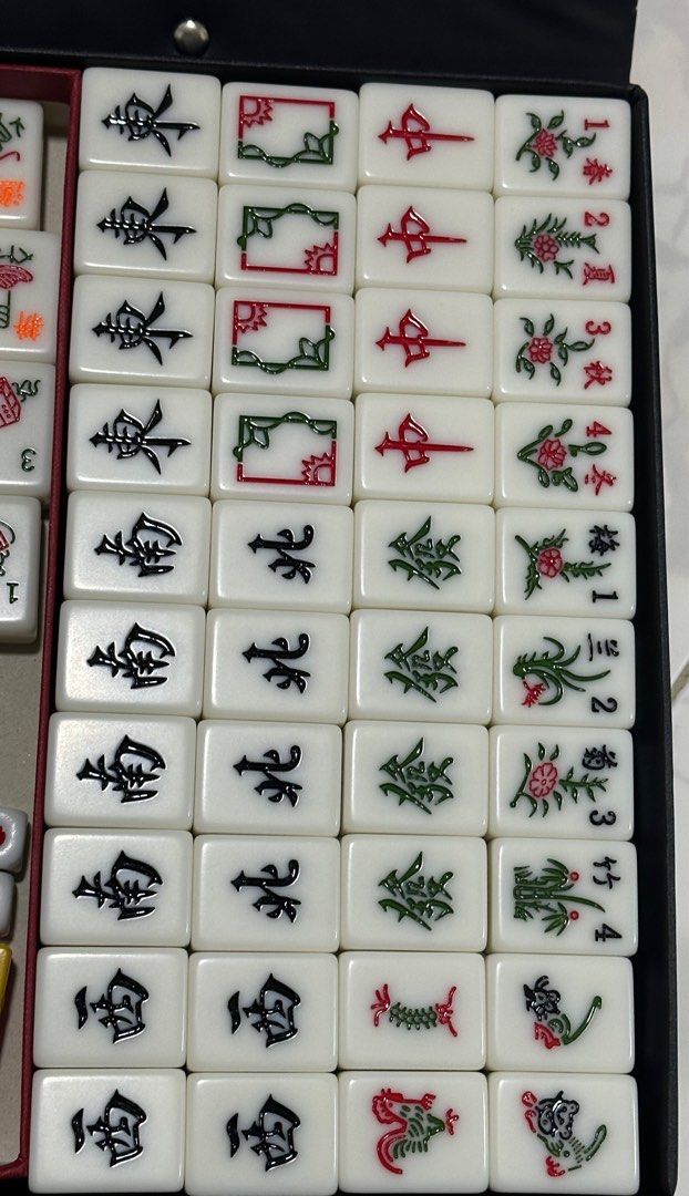 Full Mahjong Set, Hobbies & Toys, Toys & Games on Carousell