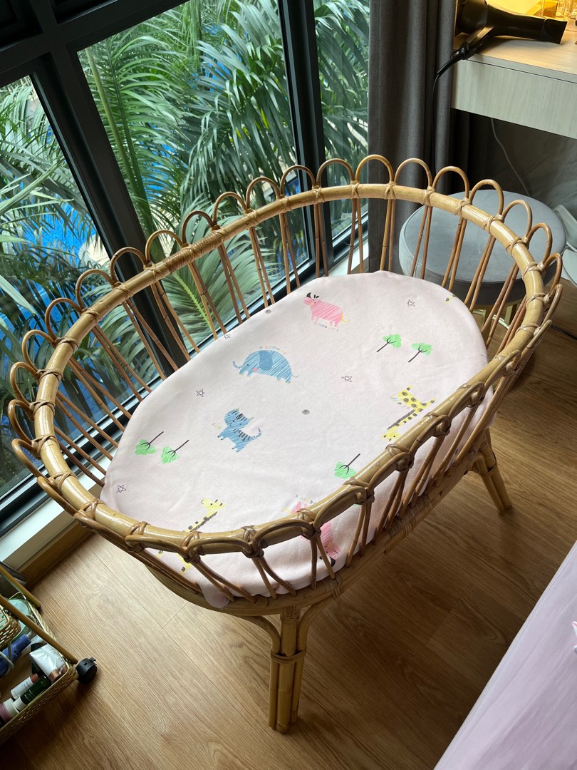 Gerhana bassinet cot, Babies & Kids, Baby Nursery & Kids Furniture ...