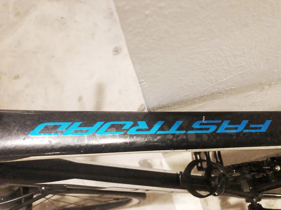 Giant fast road SL3, Sports Equipment, Bicycles & Parts, Bicycles on ...