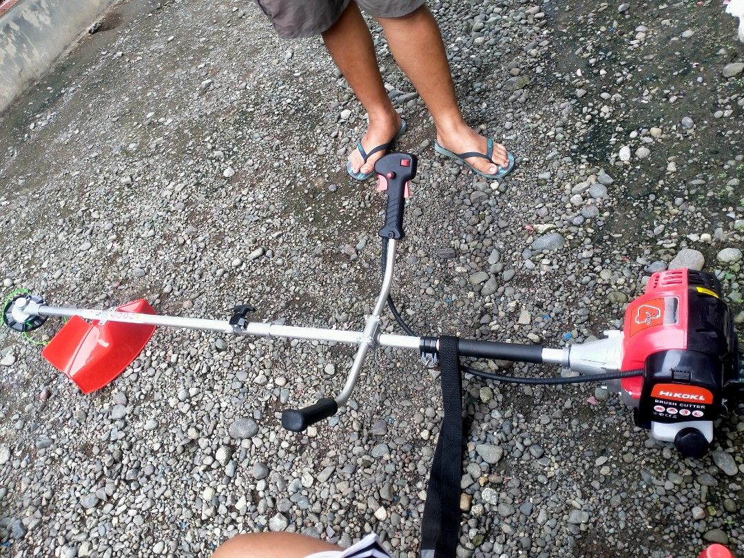 Grass cutter 4 stroke with free tansi heavy duty 45cc, Commercial ...