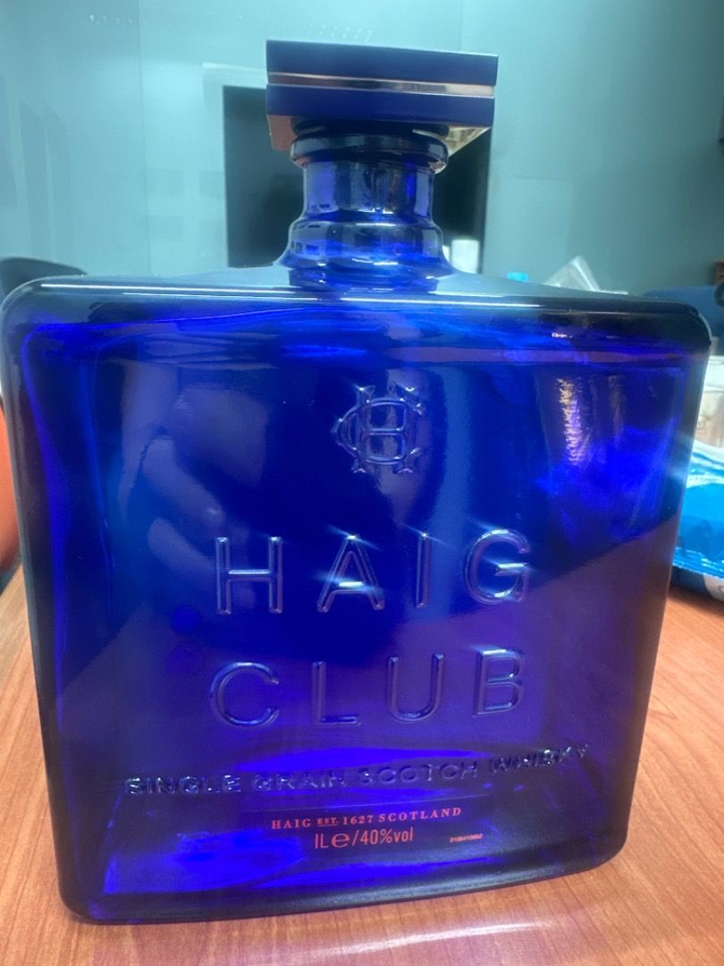 Haig Club bottle, Hobbies & Toys, Memorabilia & Collectibles, Fan ...