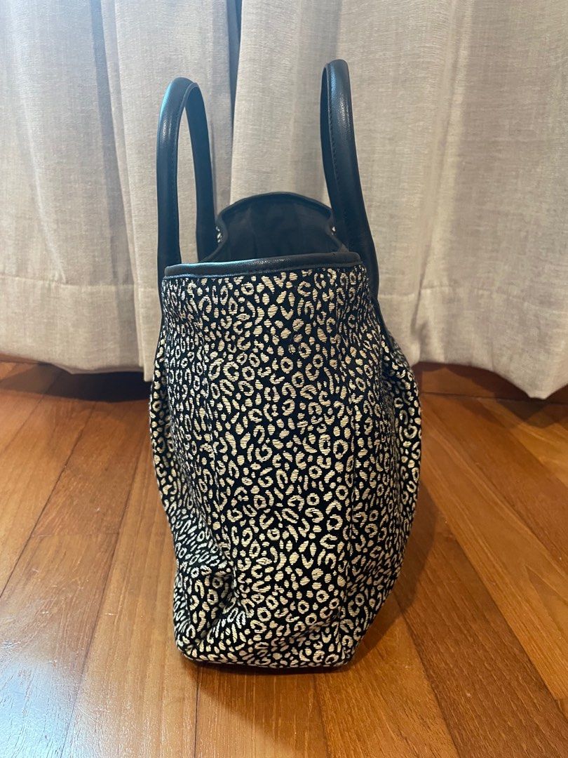 Jim Thompson bag, Women's Fashion, Bags & Wallets, Tote Bags on Carousell