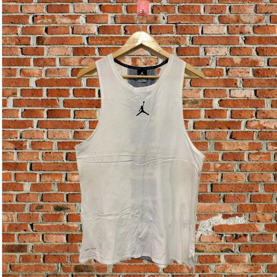Jordan Sando on Carousell
