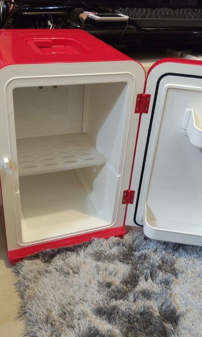 Kulkas mini | mobicool, Kitchen & Appliances di Carousell