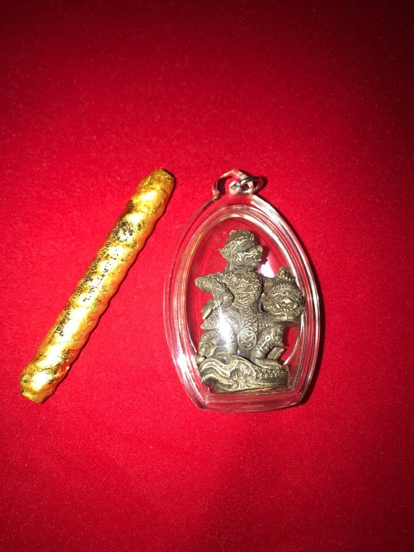 Lp Kalong Hanuman and Takrut Kro Phet Hanuman Diamond Armor, Hobbies ...