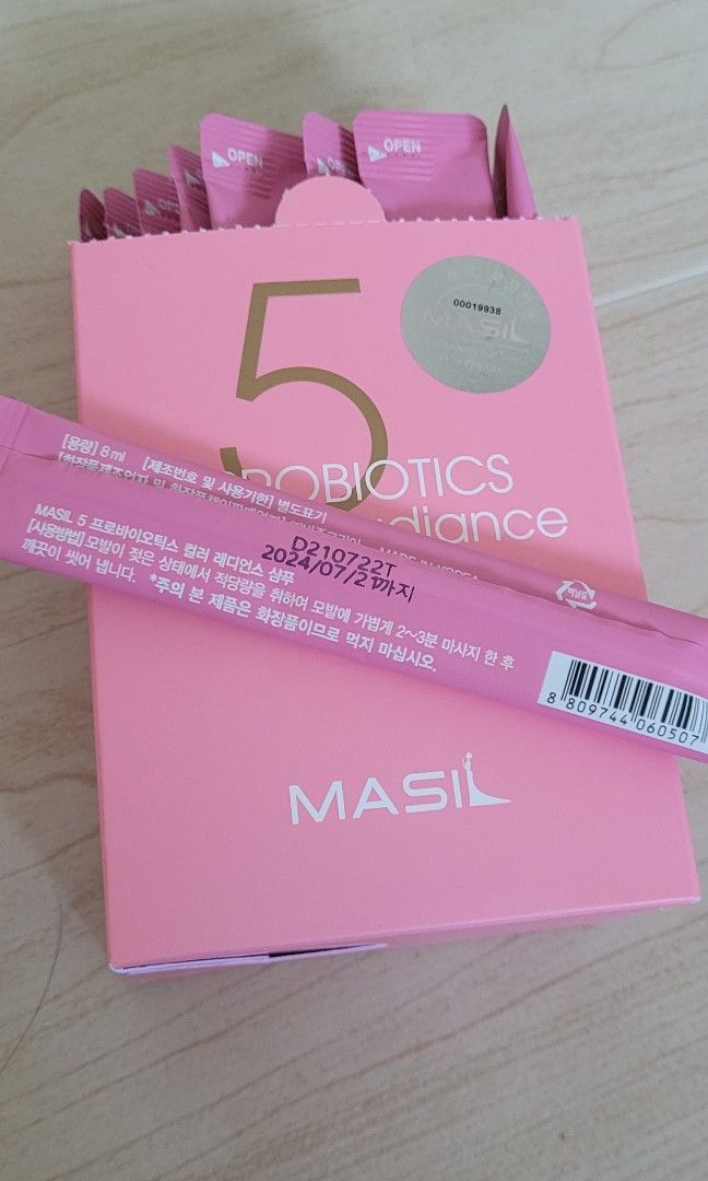 MASIL travel sachet, Beauty & Personal Care, Hair on Carousell