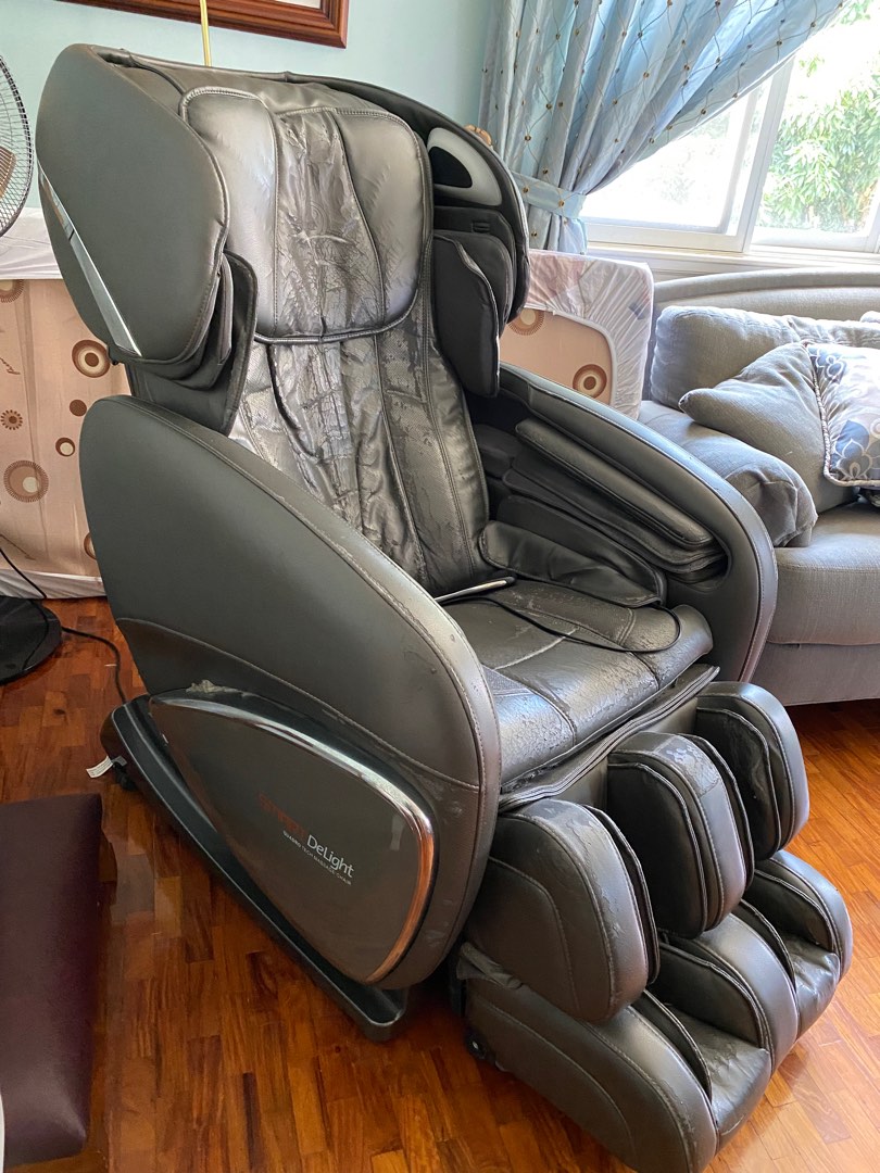 Massage Chair, Furniture & Home Living, Furniture, Chairs on Carousell