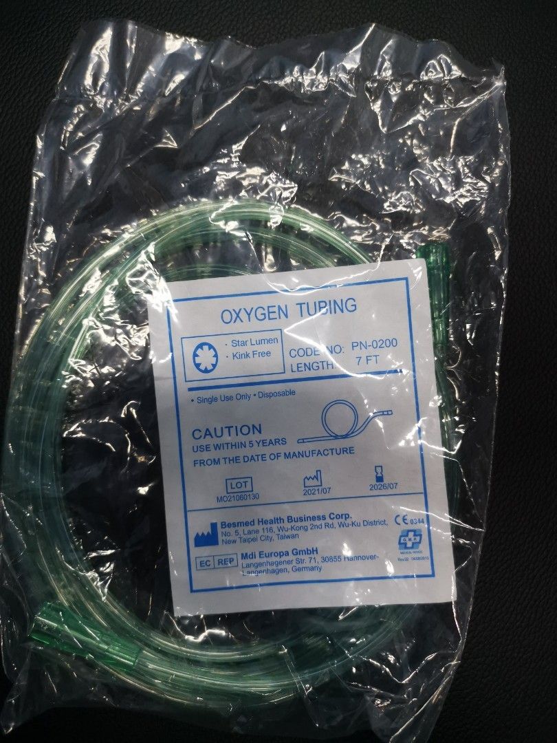 Medical oxygen humdifier bottle / oxygen tubing / oxygen mask, Health ...