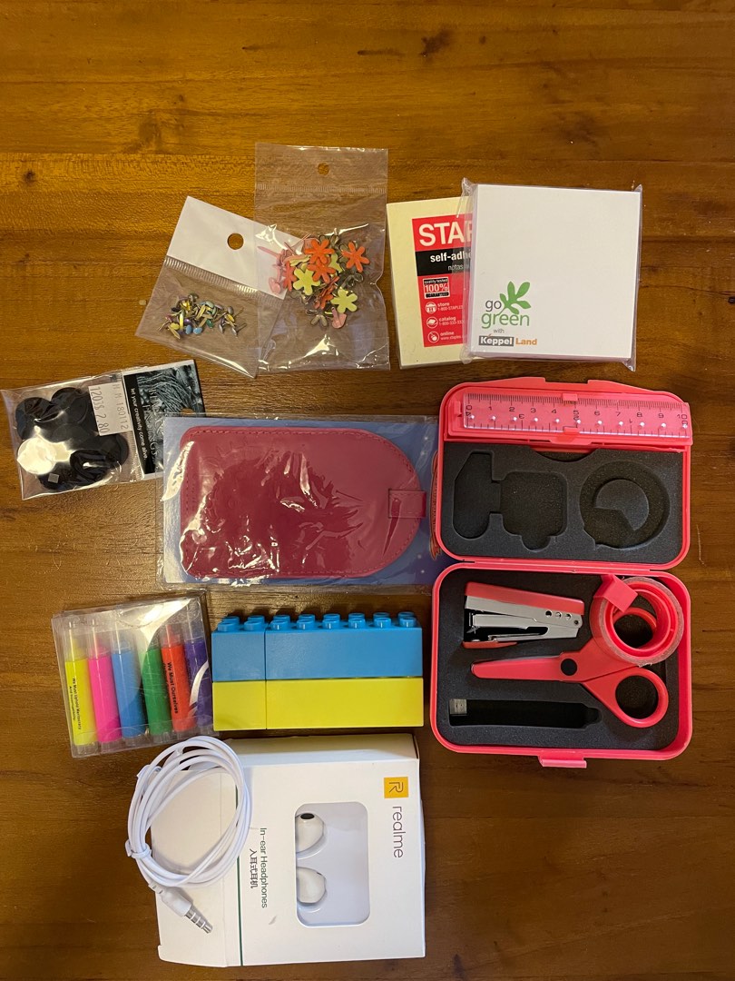 Mixture of things, Hobbies & Toys, Stationery & Craft, Stationery ...