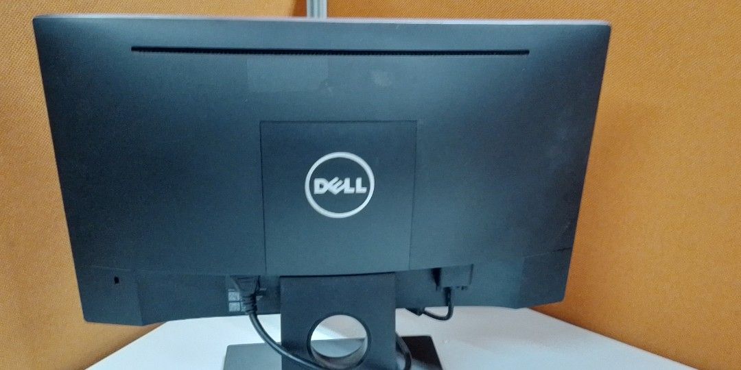 Monitor Dell 19 inch LED, Elektronik, Komputer, Desktop di Carousell