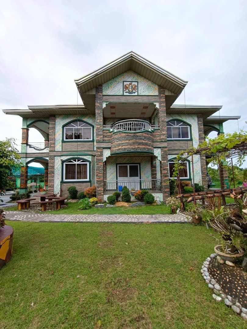 Naic Cavite house and lot with Swimming pool, with lot area of 6,740sqm ...
