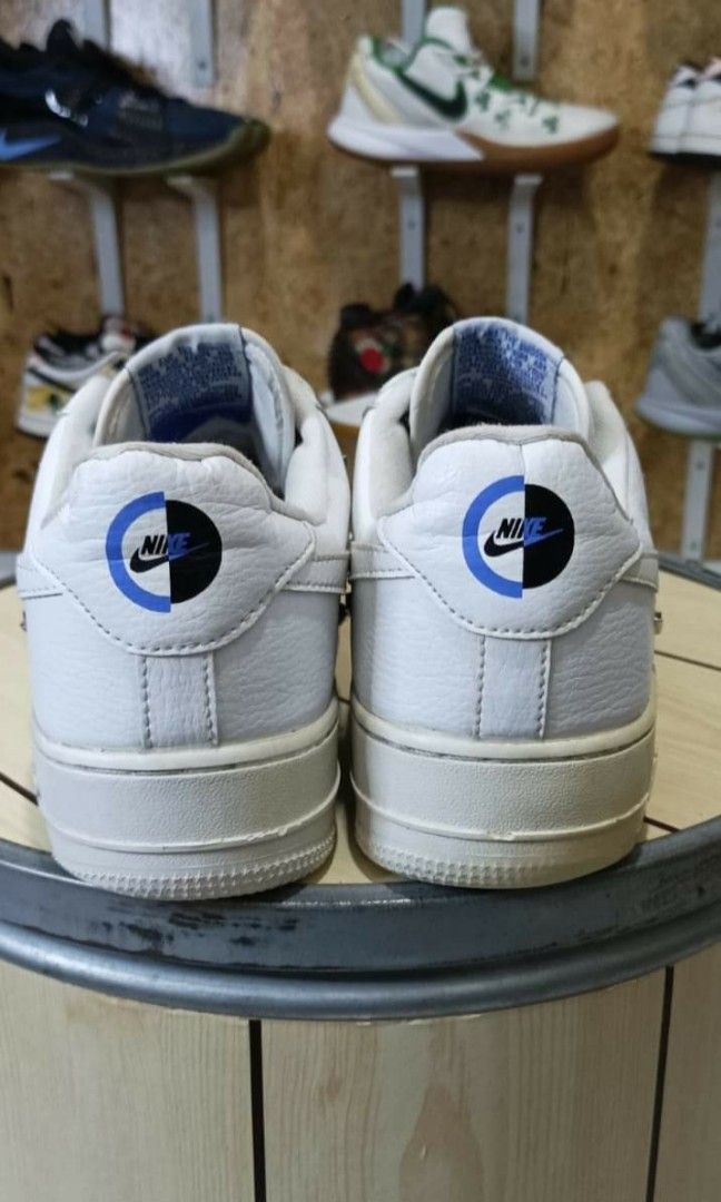 Nike Air Force 1 Low, Fesyen Pria, Sepatu , Sneakers di Carousell