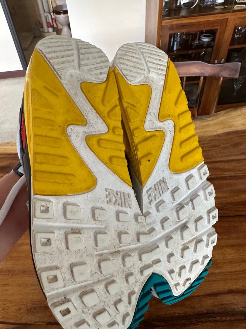 Nike air max 90 be true, Men's Fashion, Footwear, Sneakers on Carousell