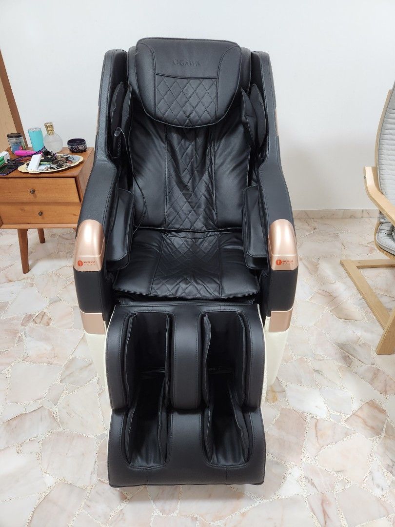 OGAWA SMART JAZZ MASSAGE CHAIR, Furniture & Home Living, Furniture ...