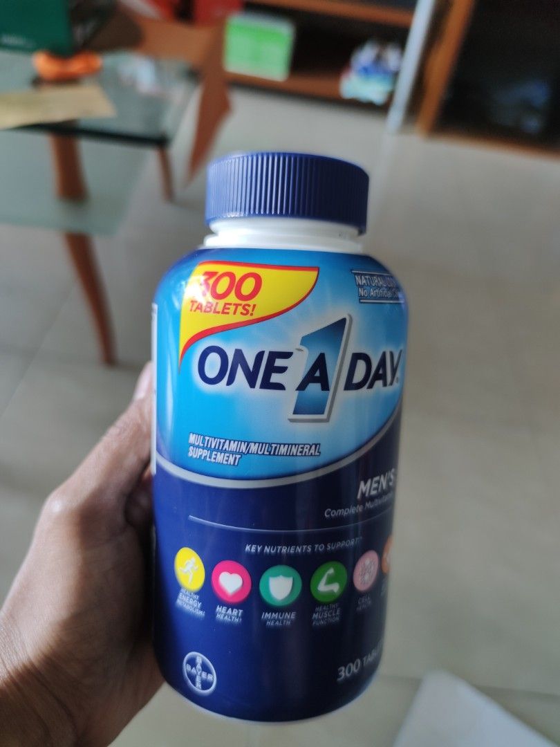 One a daily multivitamin 300 tablets for men, Health & Nutrition ...