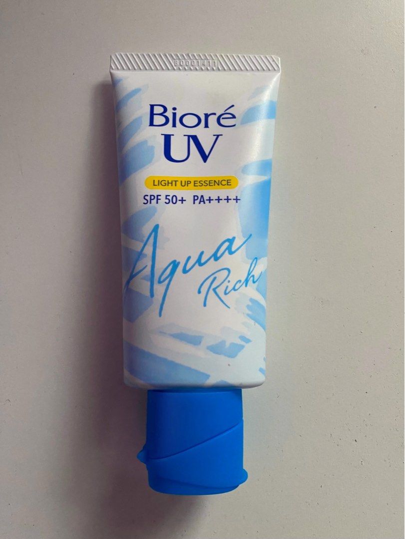 Original Sunscreen biore UV aqua rich Light Up Essence SPF50+ Daily ...
