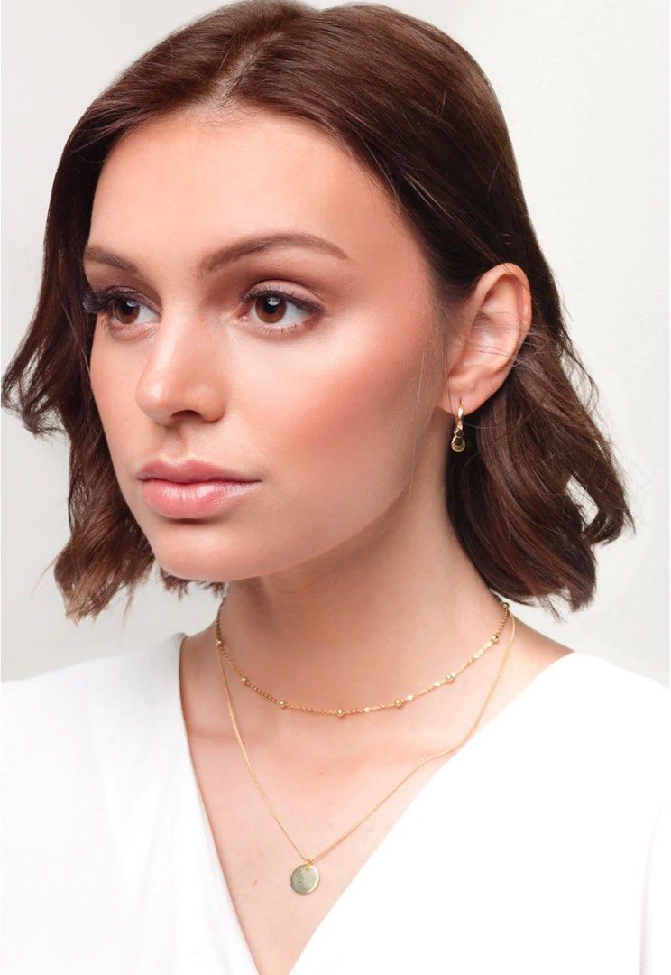 Penny Pairs Lucia Gold Necklace, Women's Fashion, Jewelry & Organizers ...