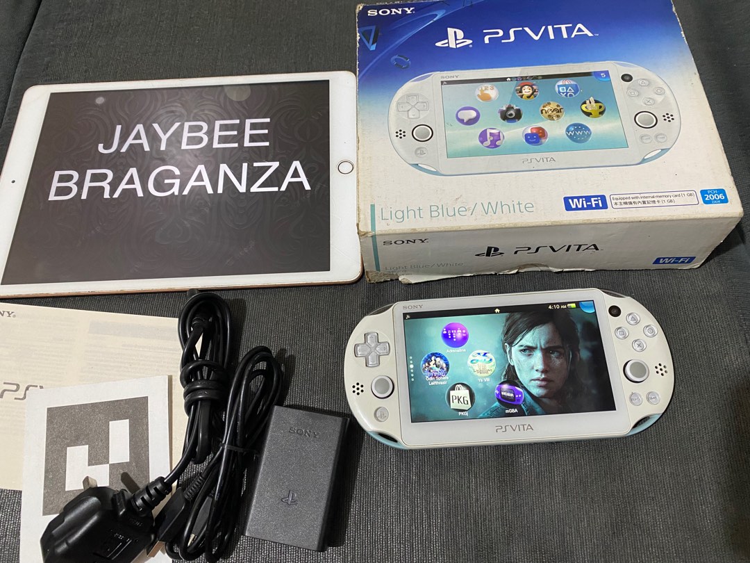 Ps vita blue/white 64gb henkaku enso, Video Gaming, Video Game Consoles ...
