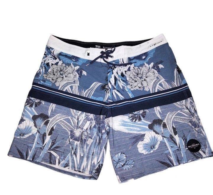 QUICKSILVER BOARDSHORT on Carousell