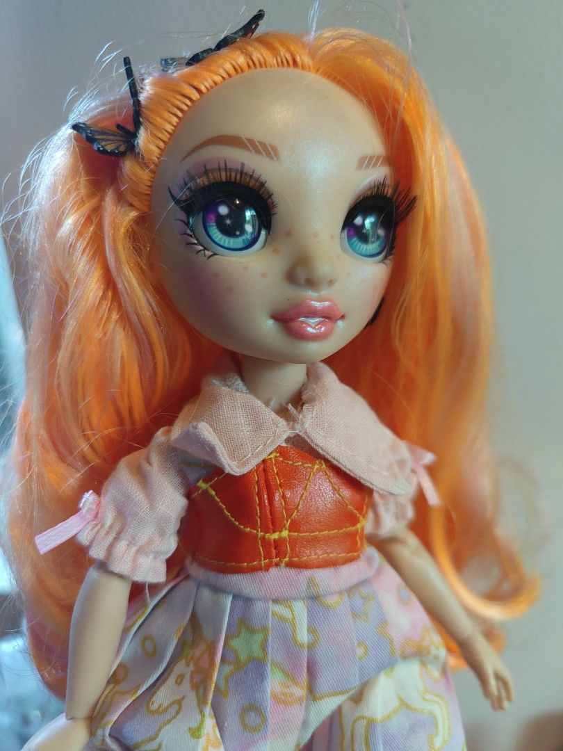 Rainbow high orange doll with stand, Hobbies & Toys, Toys & Games on ...