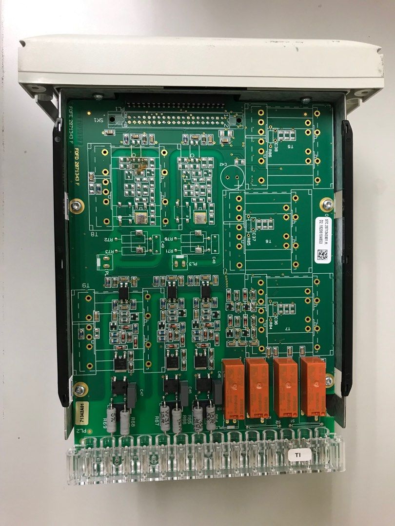 Schneider Micom P122 Projection relay, 電腦＆科技, 商務用科技產品 - Carousell