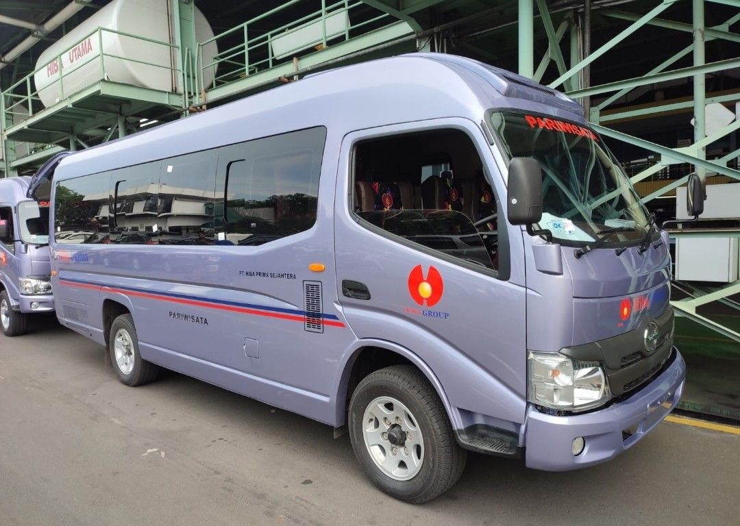 SEWA BUS HIBA HARIAN, Mobil & Motor, Rental Kendaraan di Carousell