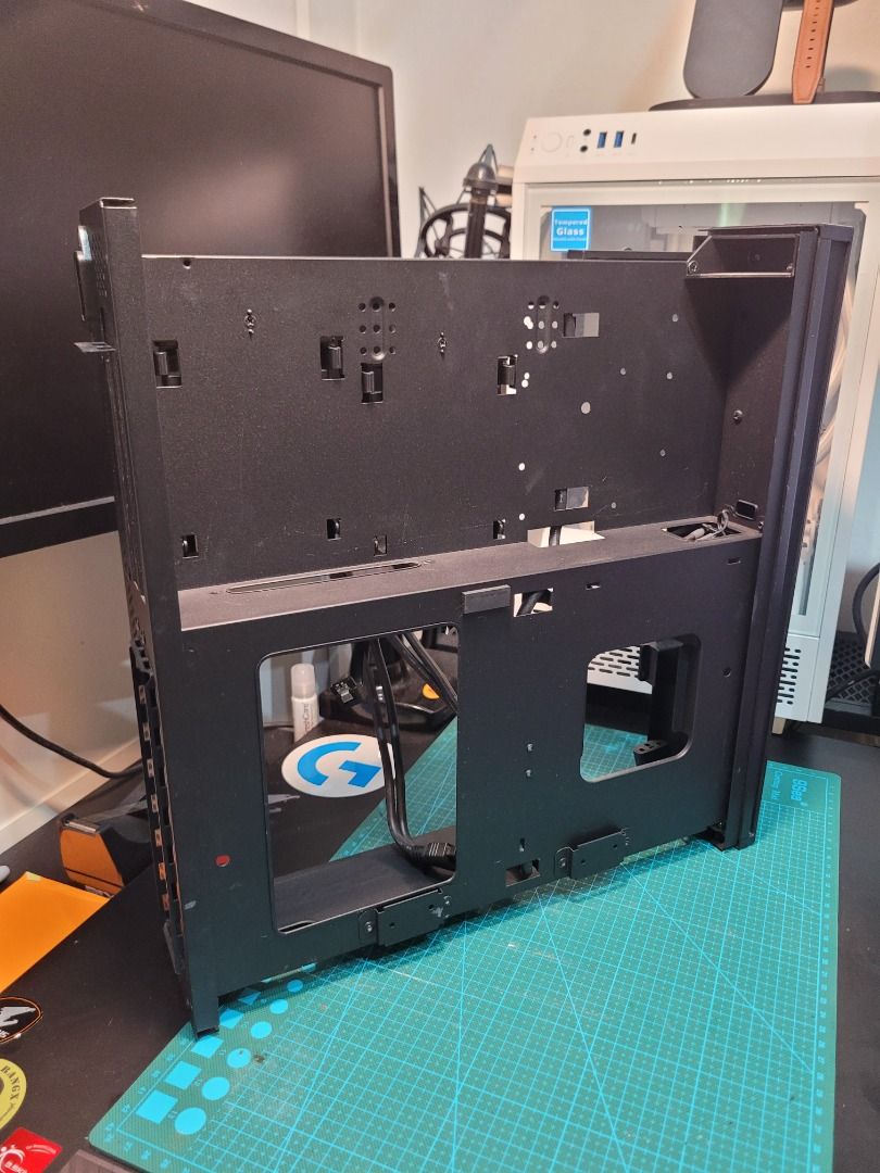 Silverstone Raven RVZ02 Window ITX Chassis, Computers & Tech, Parts ...