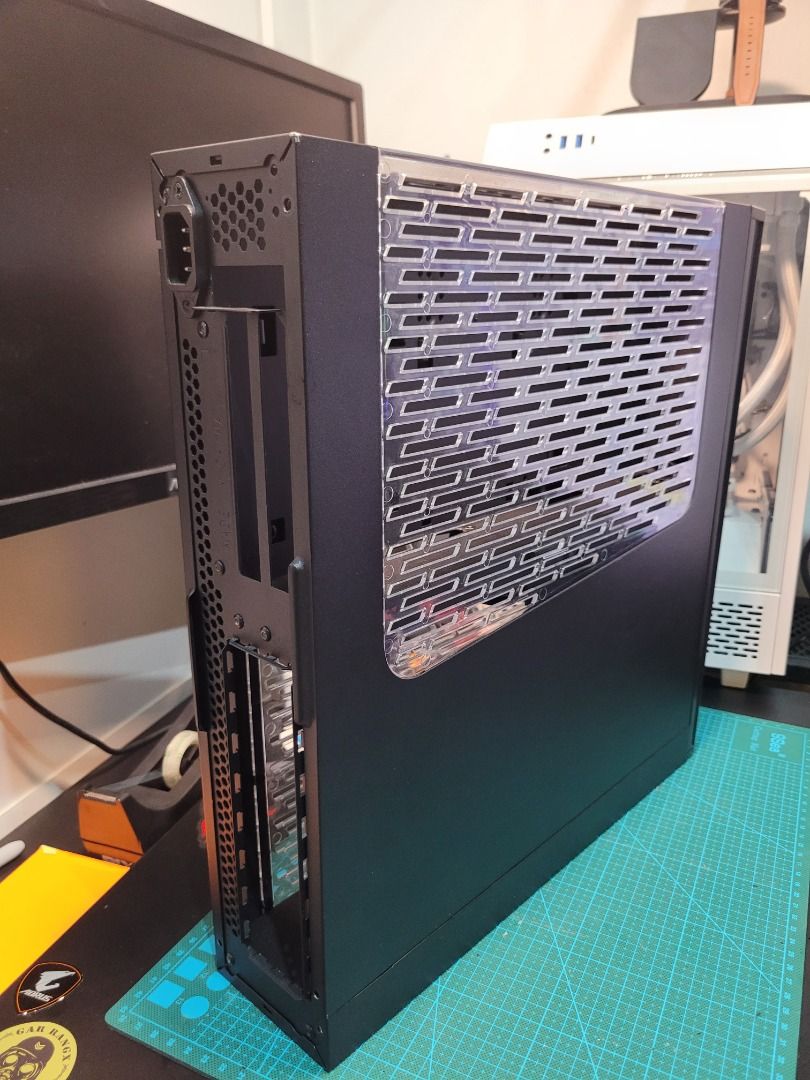 Silverstone Raven RVZ02 Window ITX Chassis, Computers & Tech, Parts ...