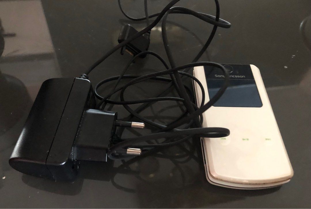 Sony Ericsson Phone (may not work), Mobile Phones & Gadgets, Mobile ...