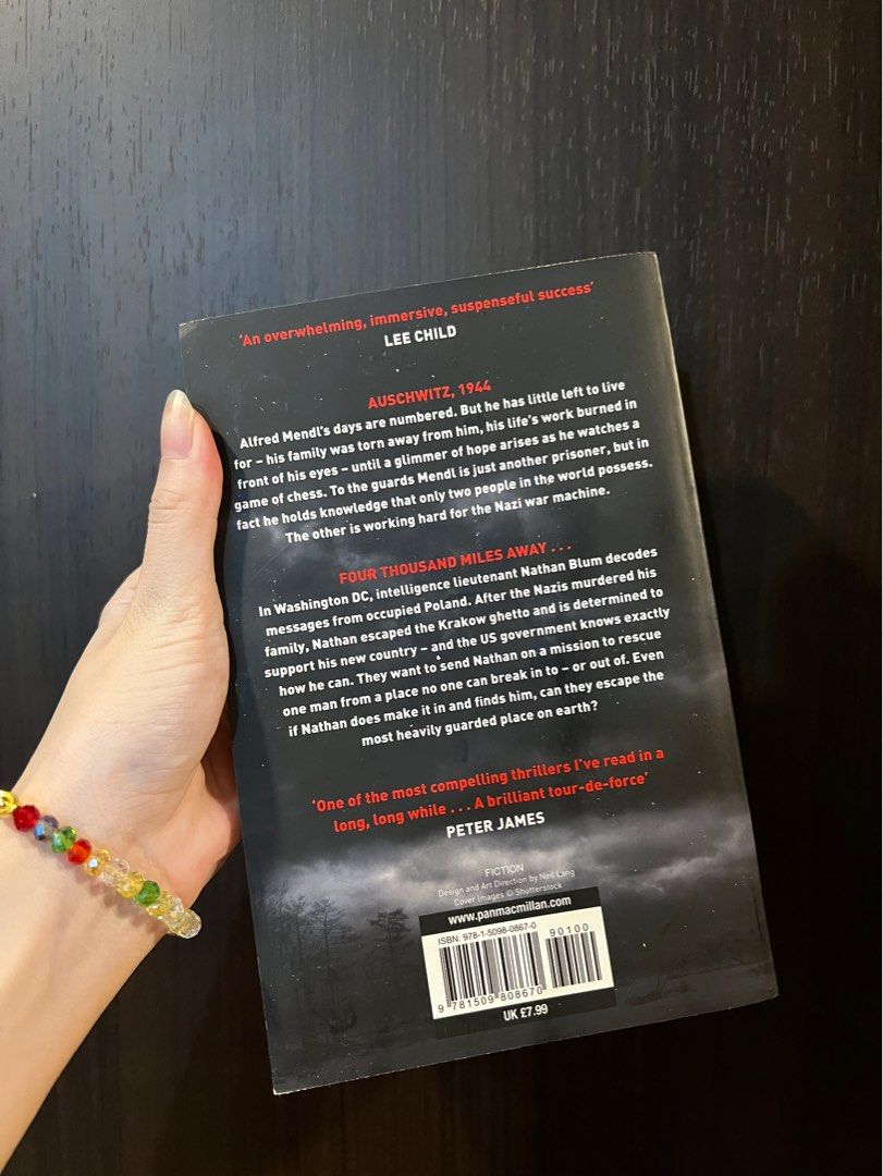The One Man by Andrew Gross, Buku & Alat Tulis, Buku di Carousell