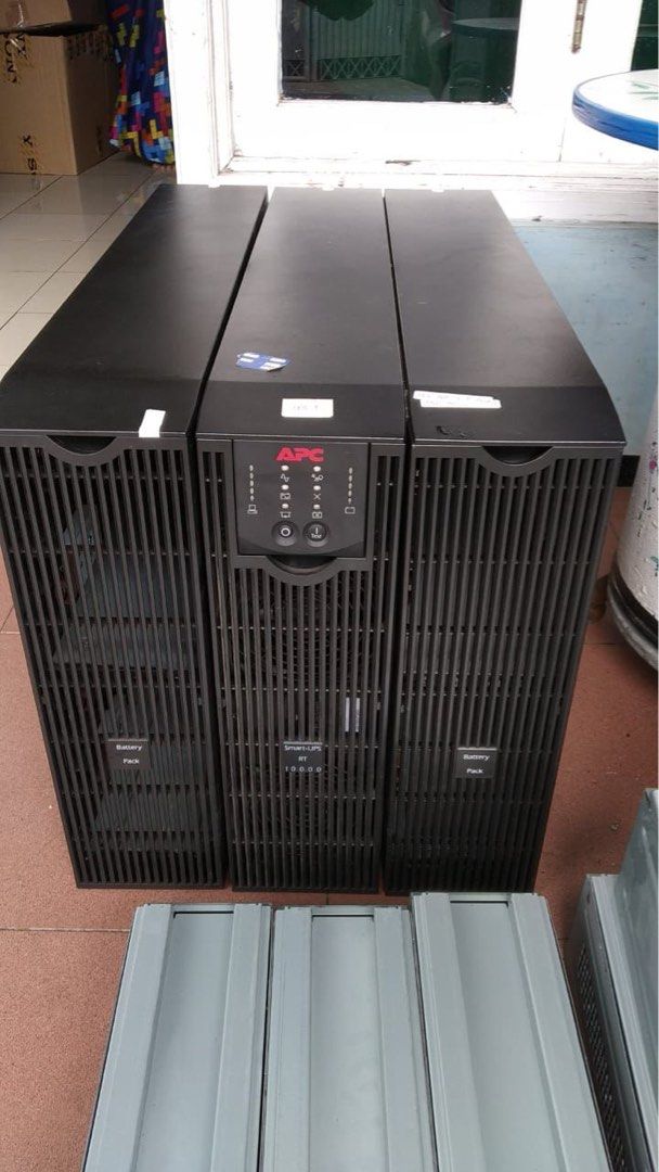UPS APC Smart Ups RT 10000VA 230V, Elektronik, Komputer, Lainnya di ...