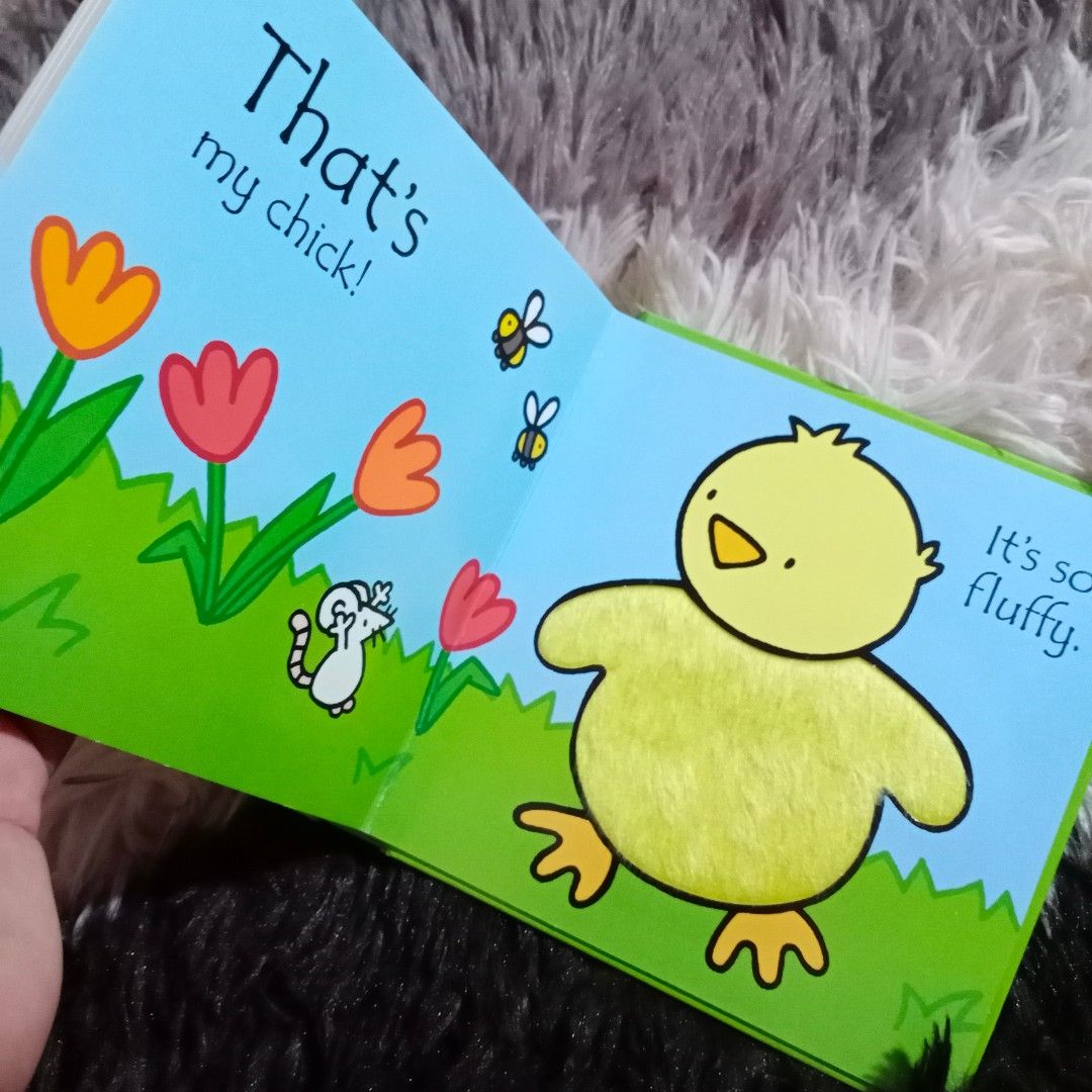 Usborne Touchy Feely Books That's not my Chick..its beak is too Shiny ...