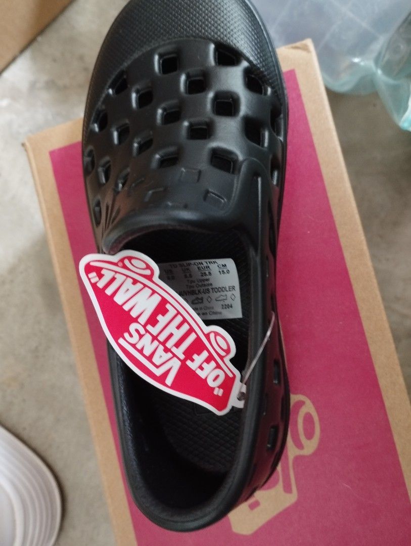 Vans and crocs, Babies & Kids, Babies & Kids Fashion on Carousell