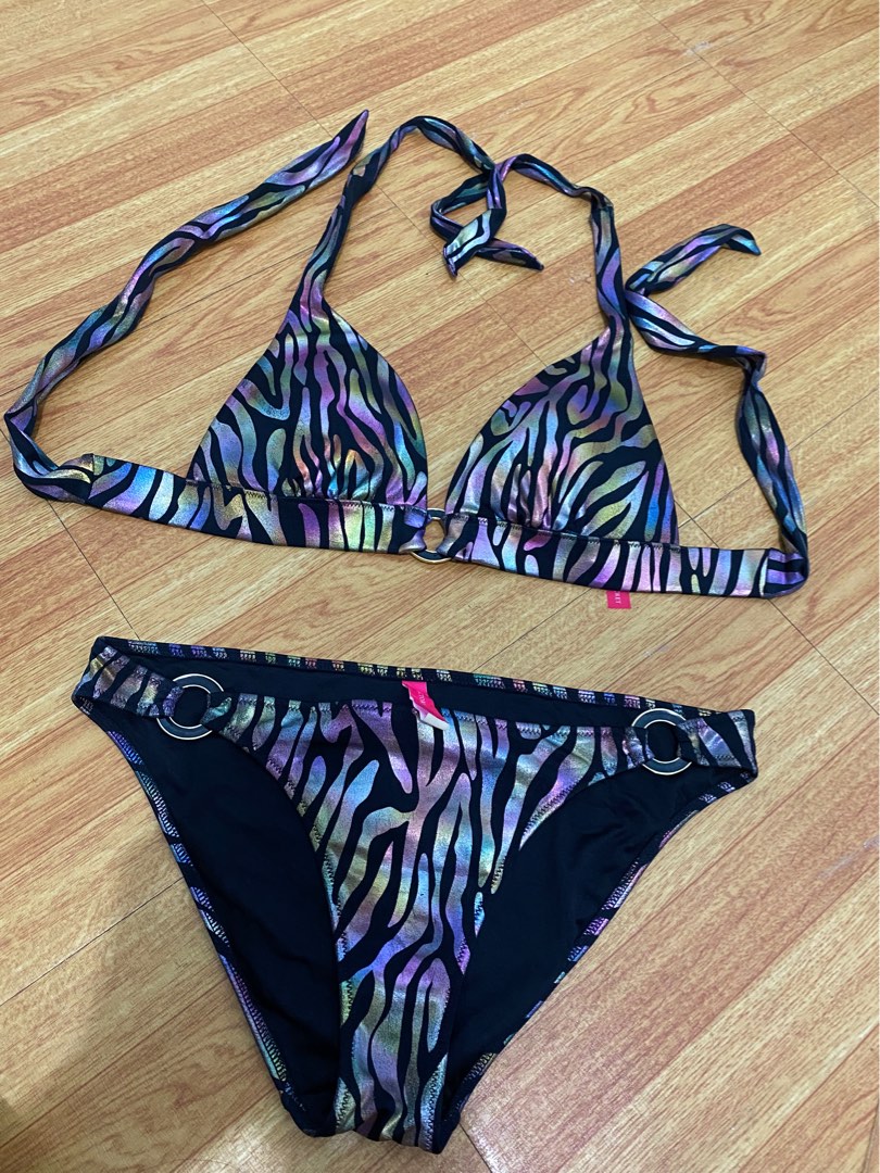 Victorias Secret swimsuit, Women's Fashion, Swimwear, Bikinis ...