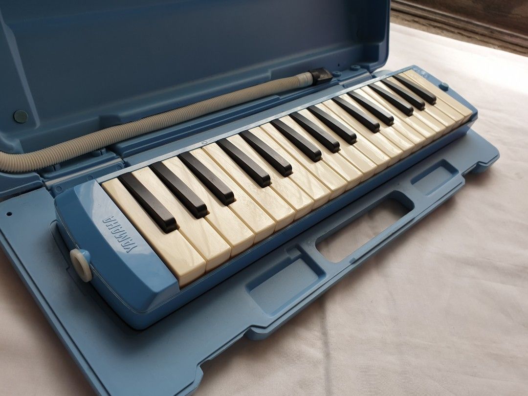 Vintage Yamaha P-32D Pianica on Carousell