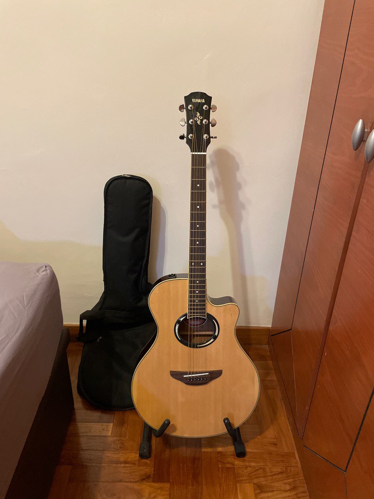 Yamaha APX500ii performance electric acoustics guitar, Hobbies & Toys ...